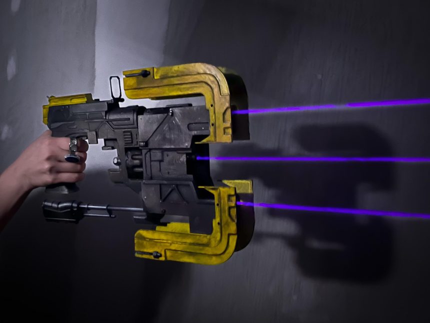 Plasma Cutter replica from Dead Space - Greencade
