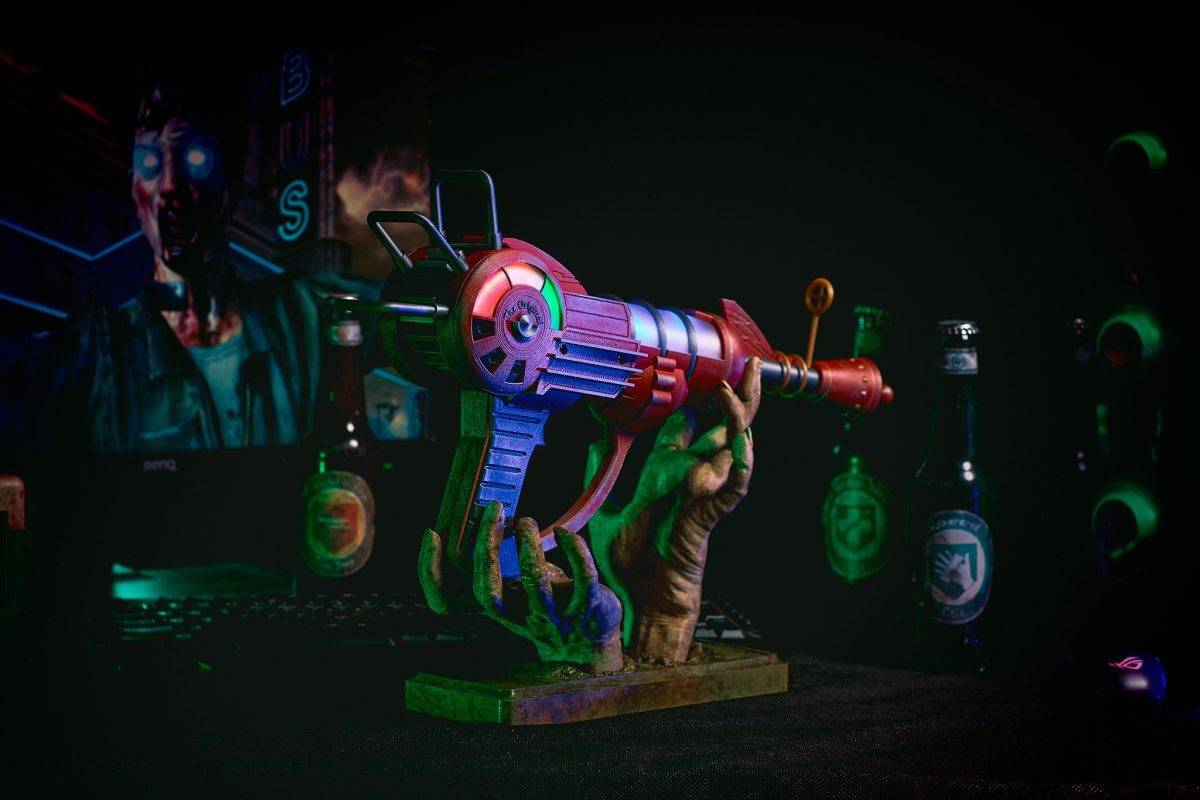 Ray Gun - Call of Duty Ray Gun Replica Prop - Greencade